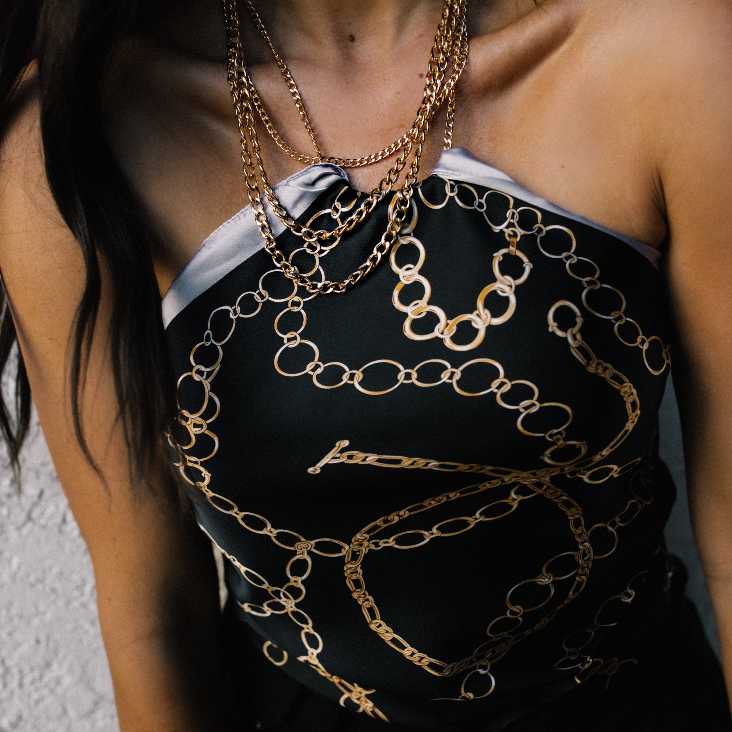 how to make a diy scarf top with a chain necklace