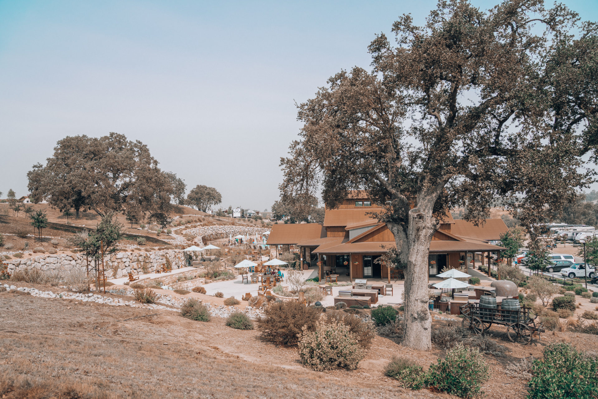 GLAMPING GUIDE: CAVA ROBLES resort IN PASO ROBLES CALIFORNIA