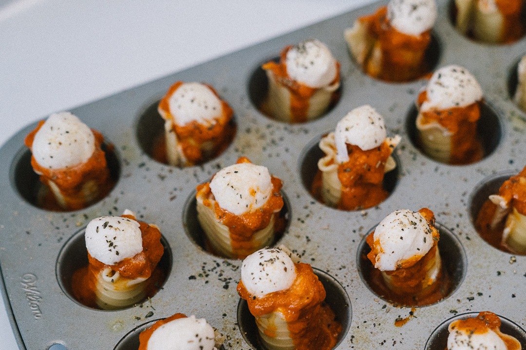 The One With the Dozen Lasagnas: mini lasagna bites recipe