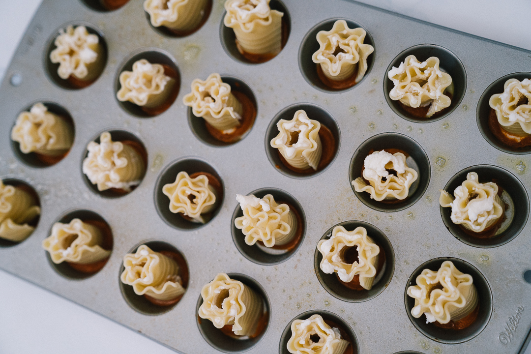 The One With the Dozen Lasagnas: mini lasagna bites recipe