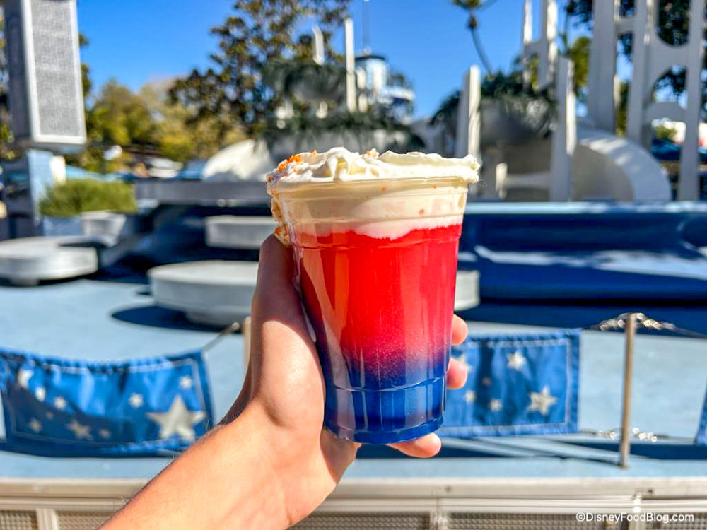 Erin's Fake Travel Show: Disney Drink Guide at Disneyland