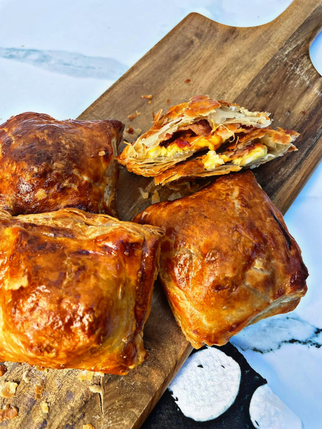 Famous Bacon Cheddar & Egg Stuffed Cromelette Recipe