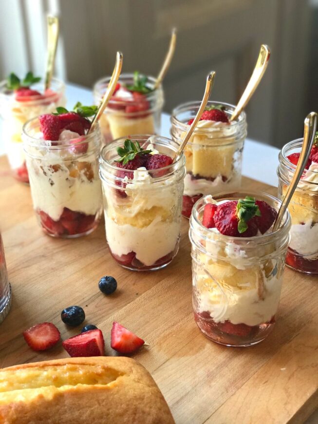 How to Elevate Your Summer Hosting & Entertaining Tips